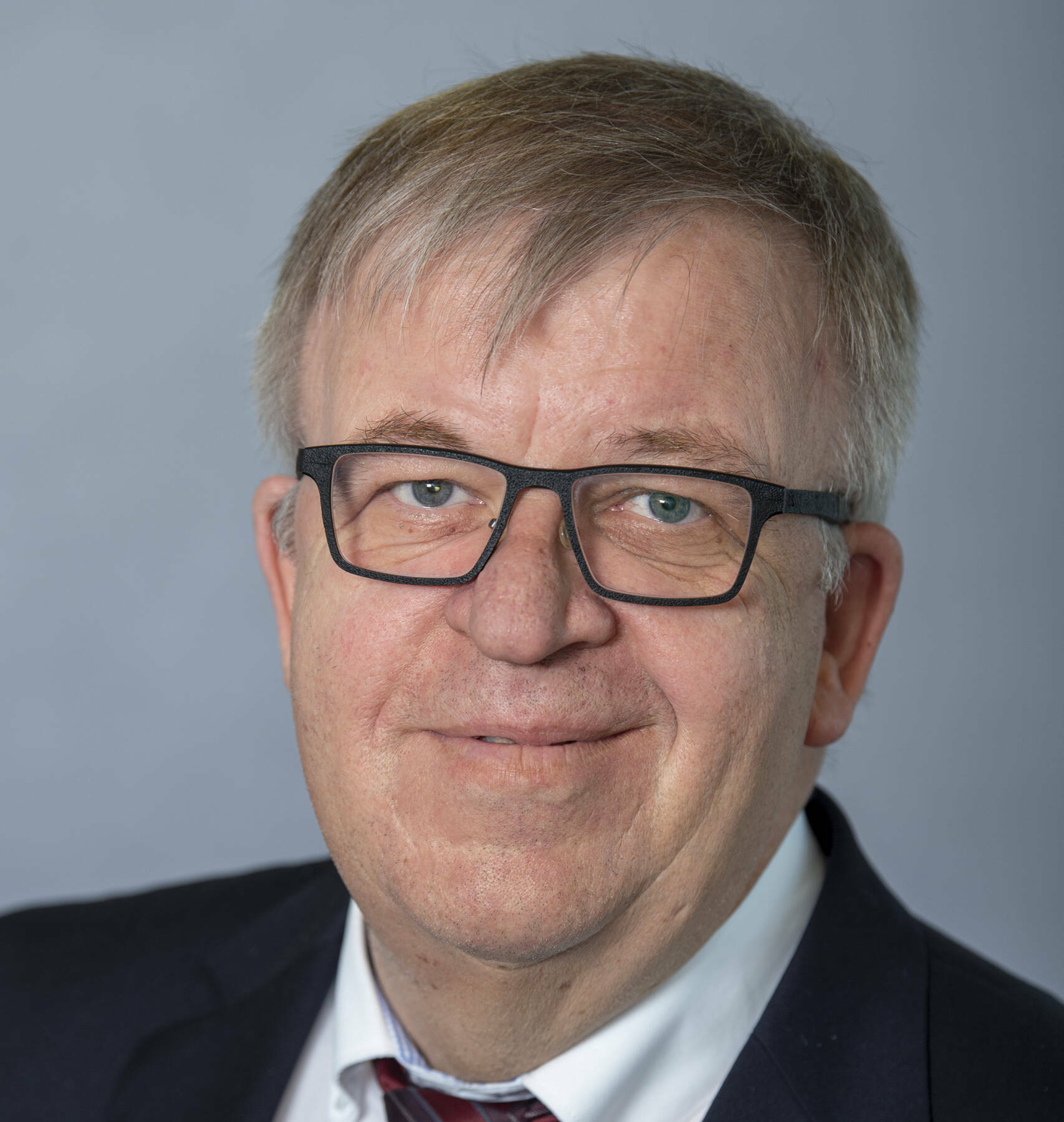 Bethel-Chef Pohl verabschiedet sich Ende Januar in den Ruhestand ...