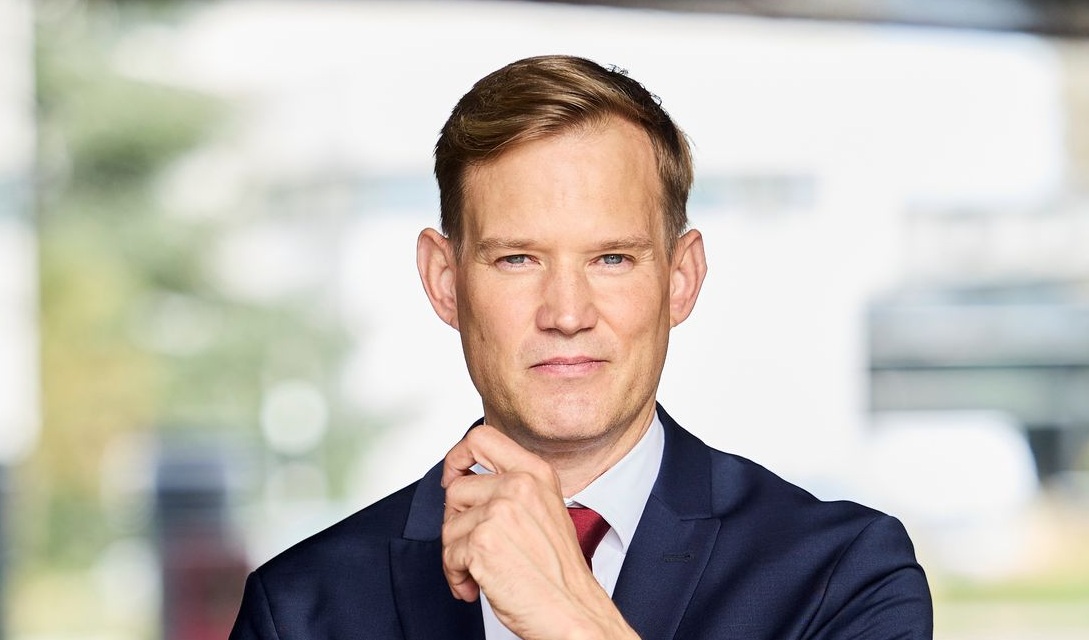 Streeck bringt Altersgrenze für teure Medikamente ins Spiel - Häusliche ...